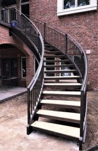 Metal Curved Staircase with Glass Deck Rail