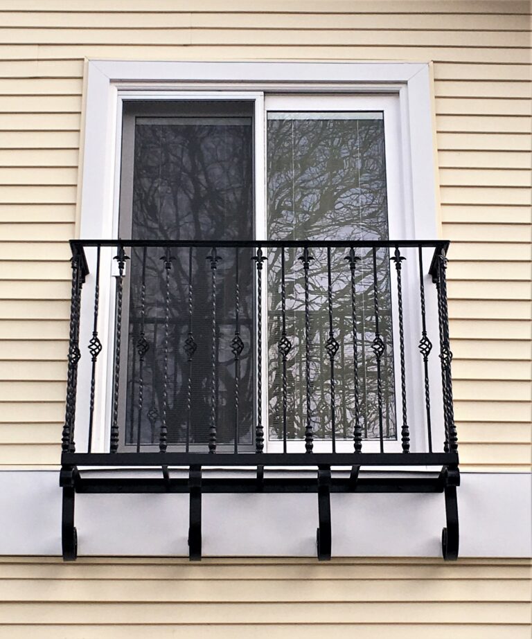 Juliette Balcony Forged Basket - Great Lakes Metal Fabrication